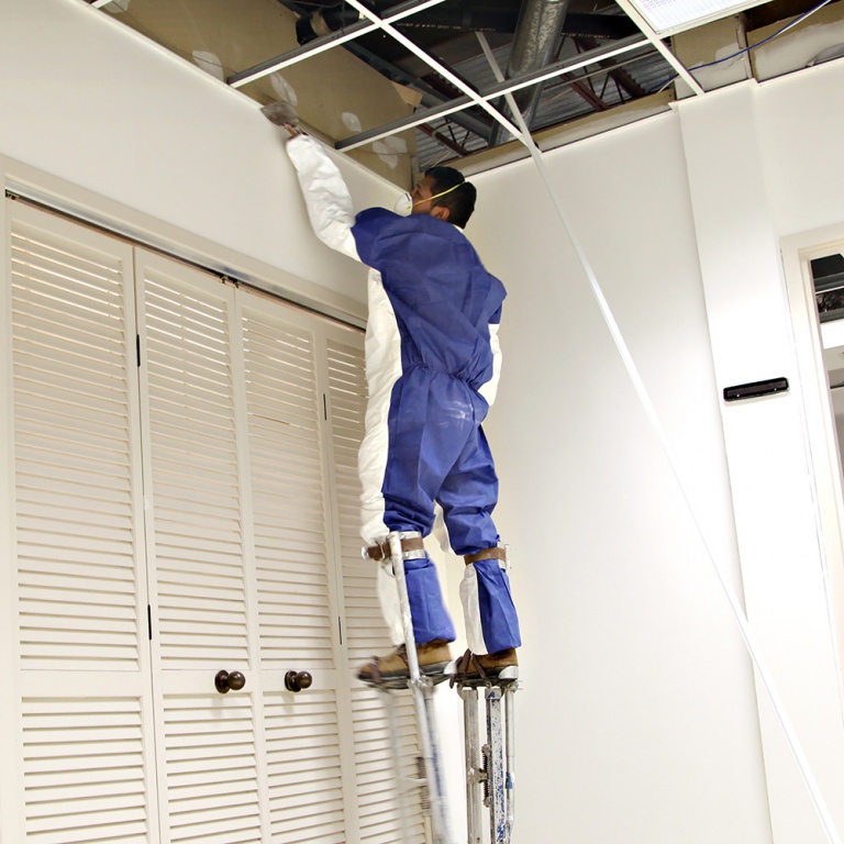 Disposable Cardboard Paint Spray Shield - Trimaco